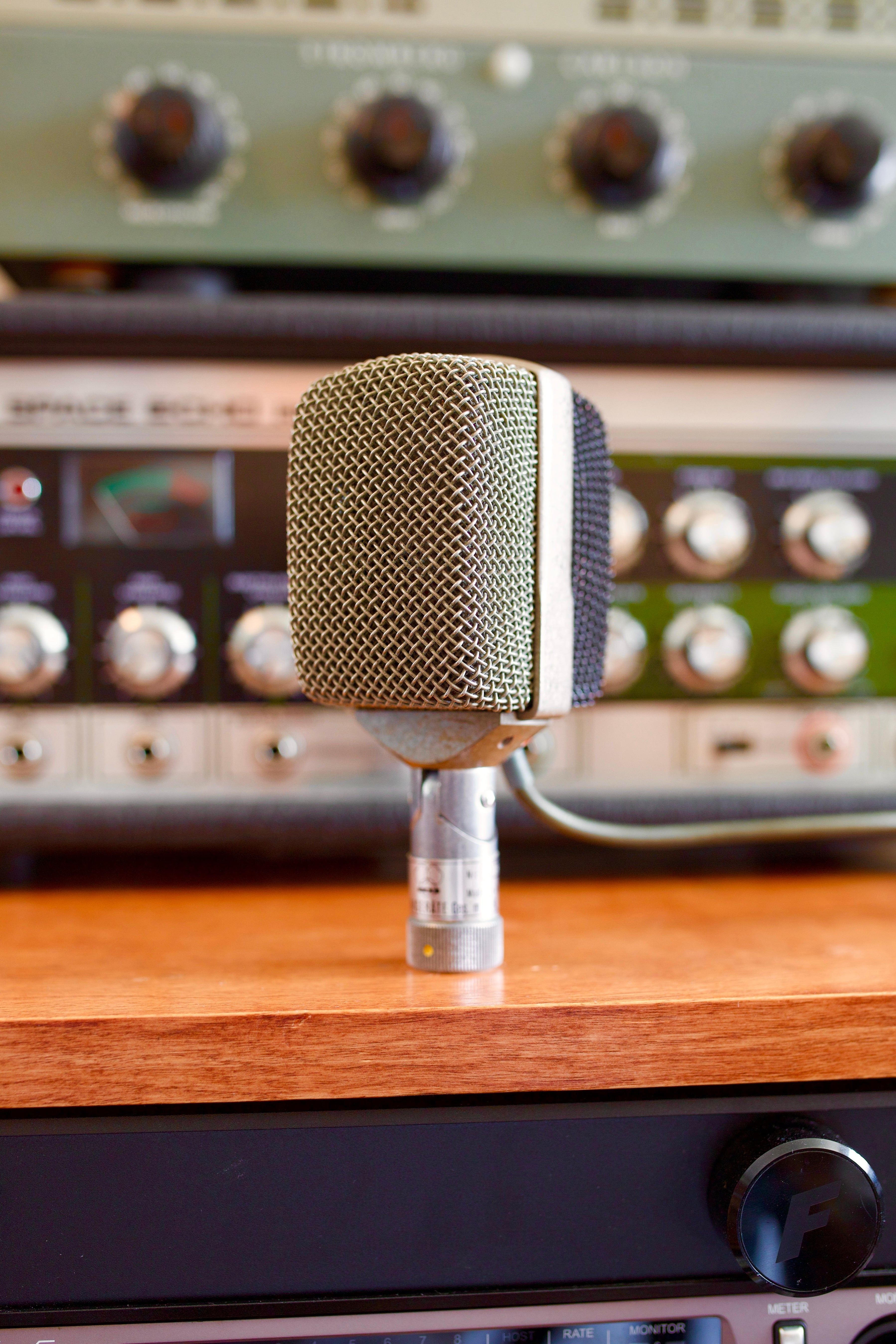 AKG D12 Dynamic Microphone – Cole Picks Vintage