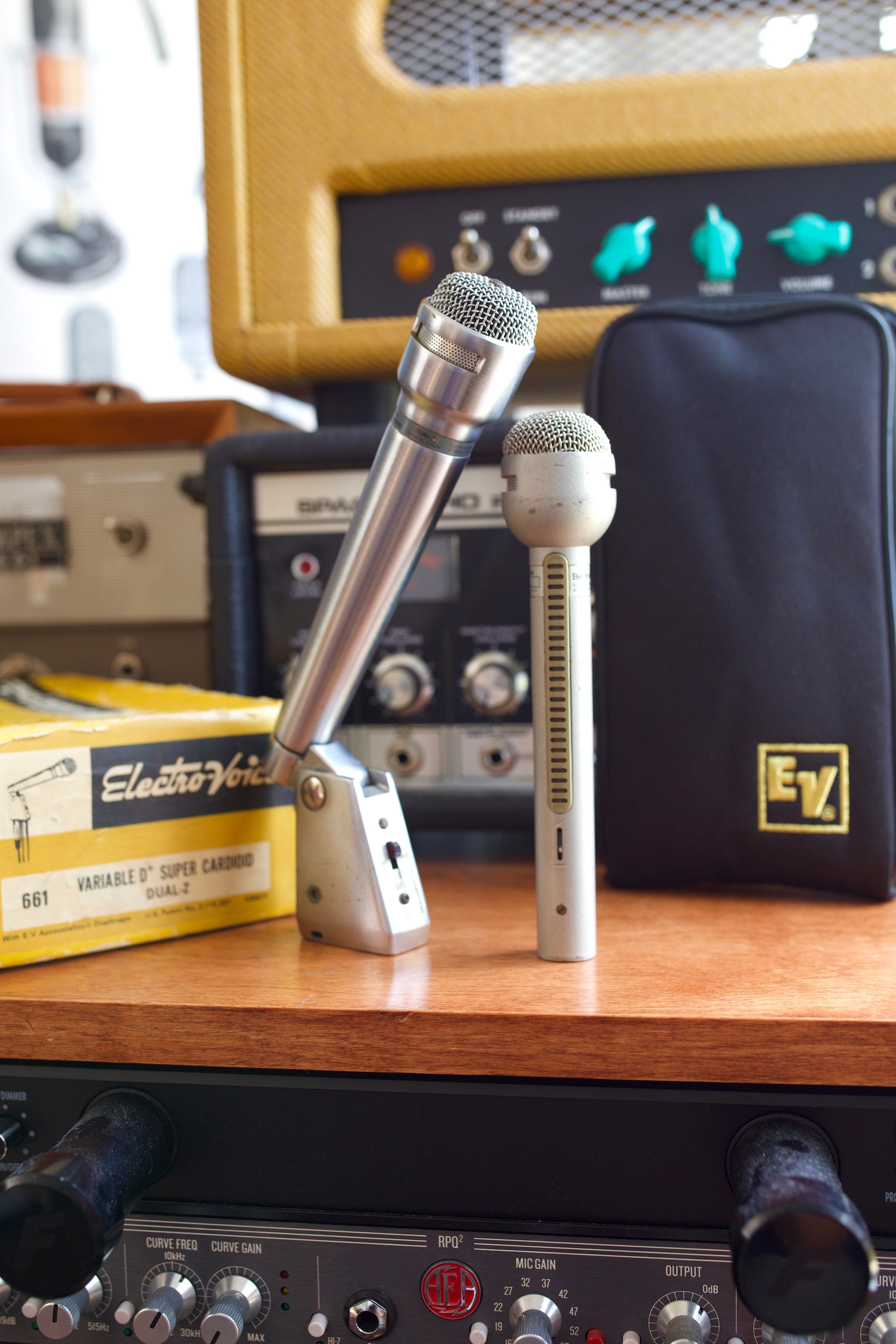 Electro Voice RE-10 & 661 Dynamic Microphones – Cole Picks Vintage