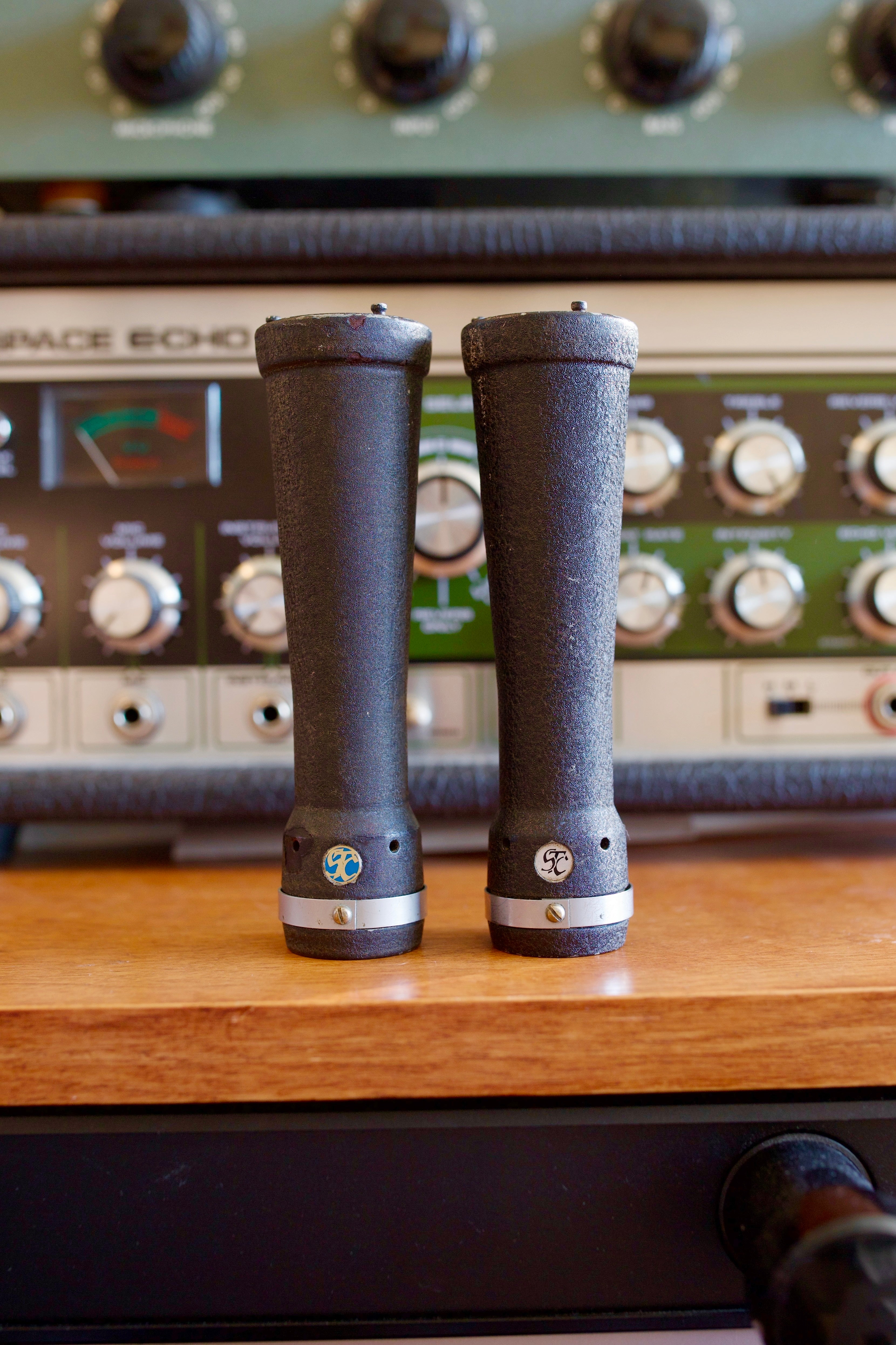 STC 4037C Dynamic Microphone – Cole Picks Vintage