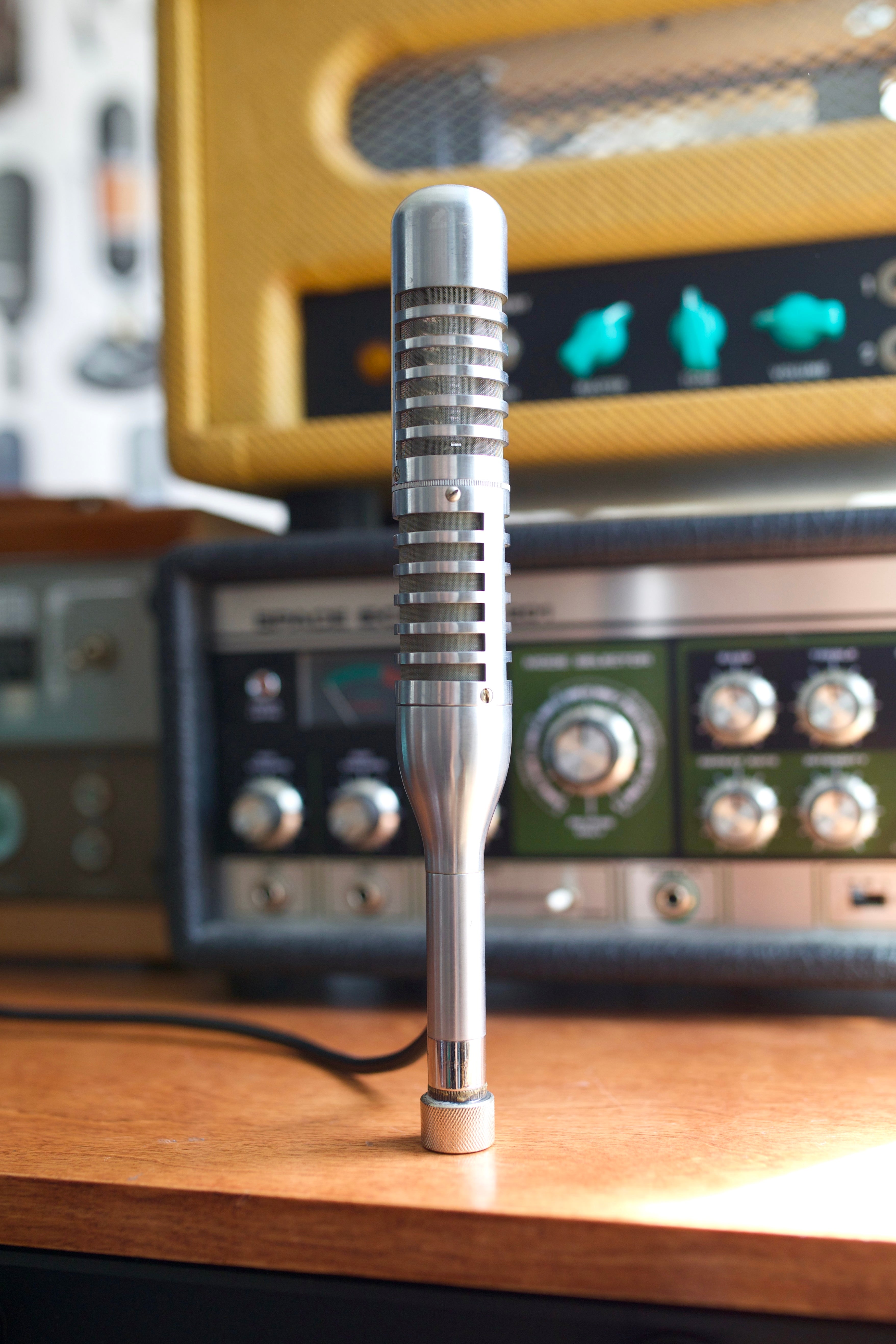 Lustraphone VR65 Stereo Ribbon Microphone – Cole Picks Vintage