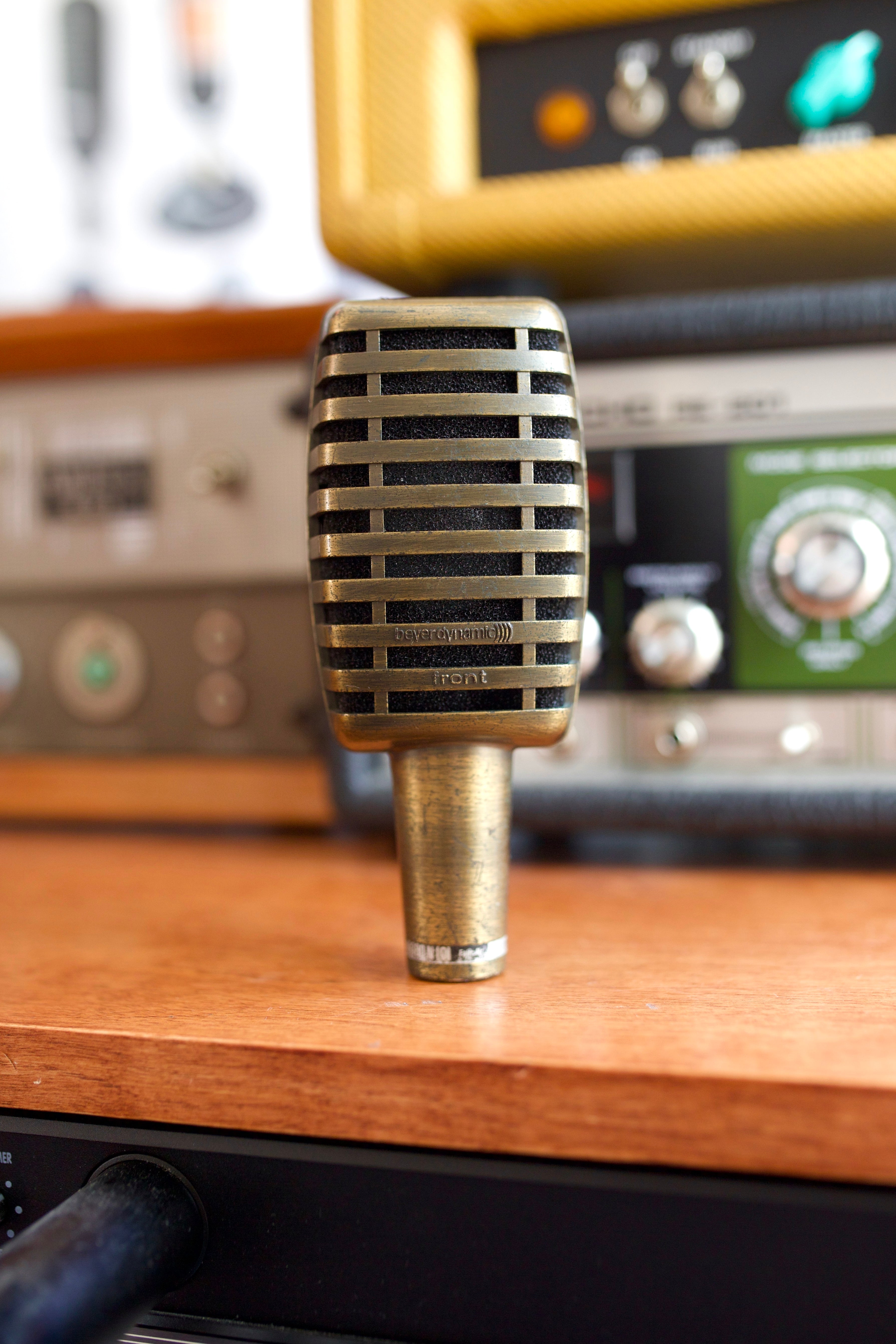 Beyerdynamic M380 N(C) Dynamic Microphone – Cole Picks Vintage