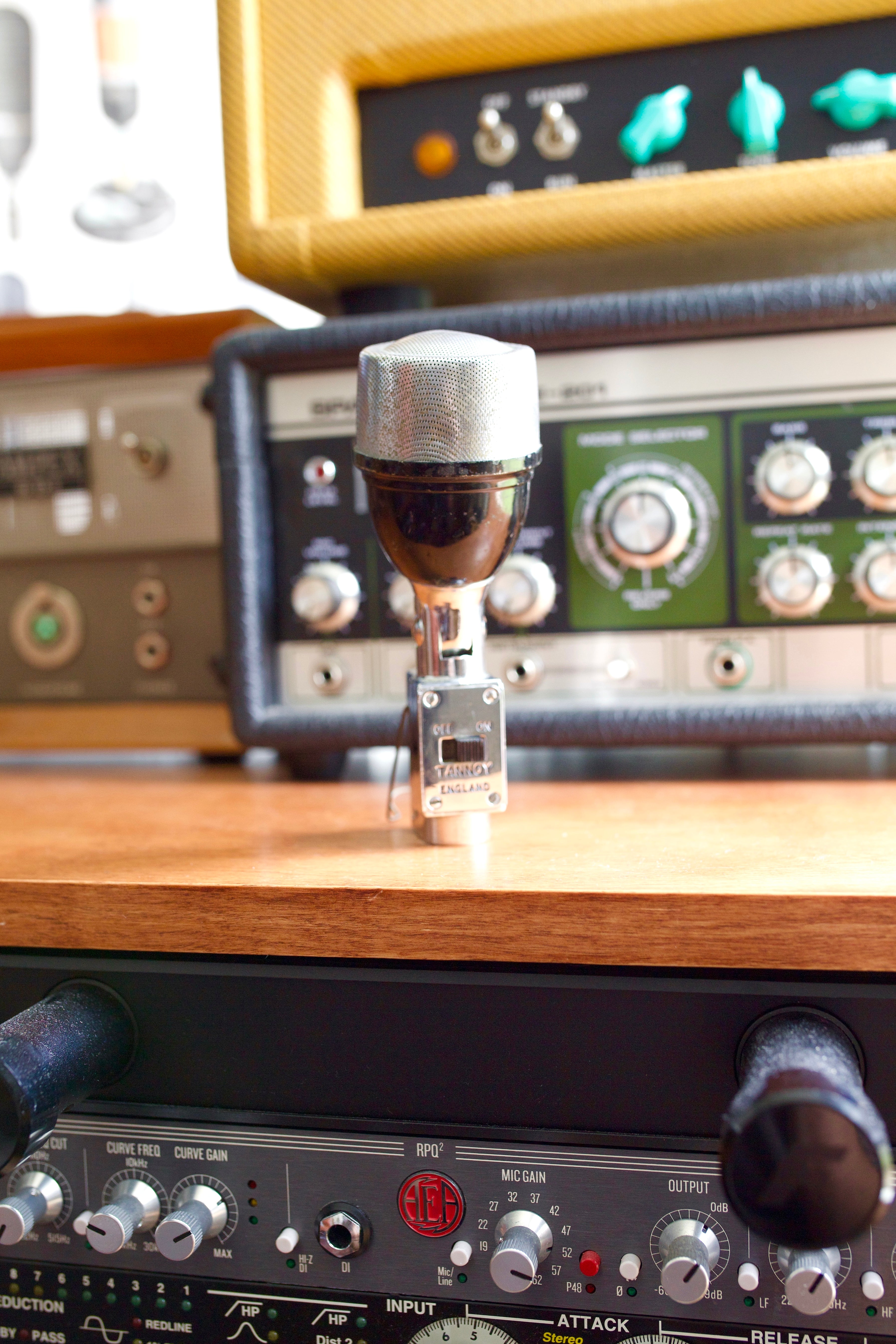 Tannoy Cardioid Ribbon Microphone – Cole Picks Vintage