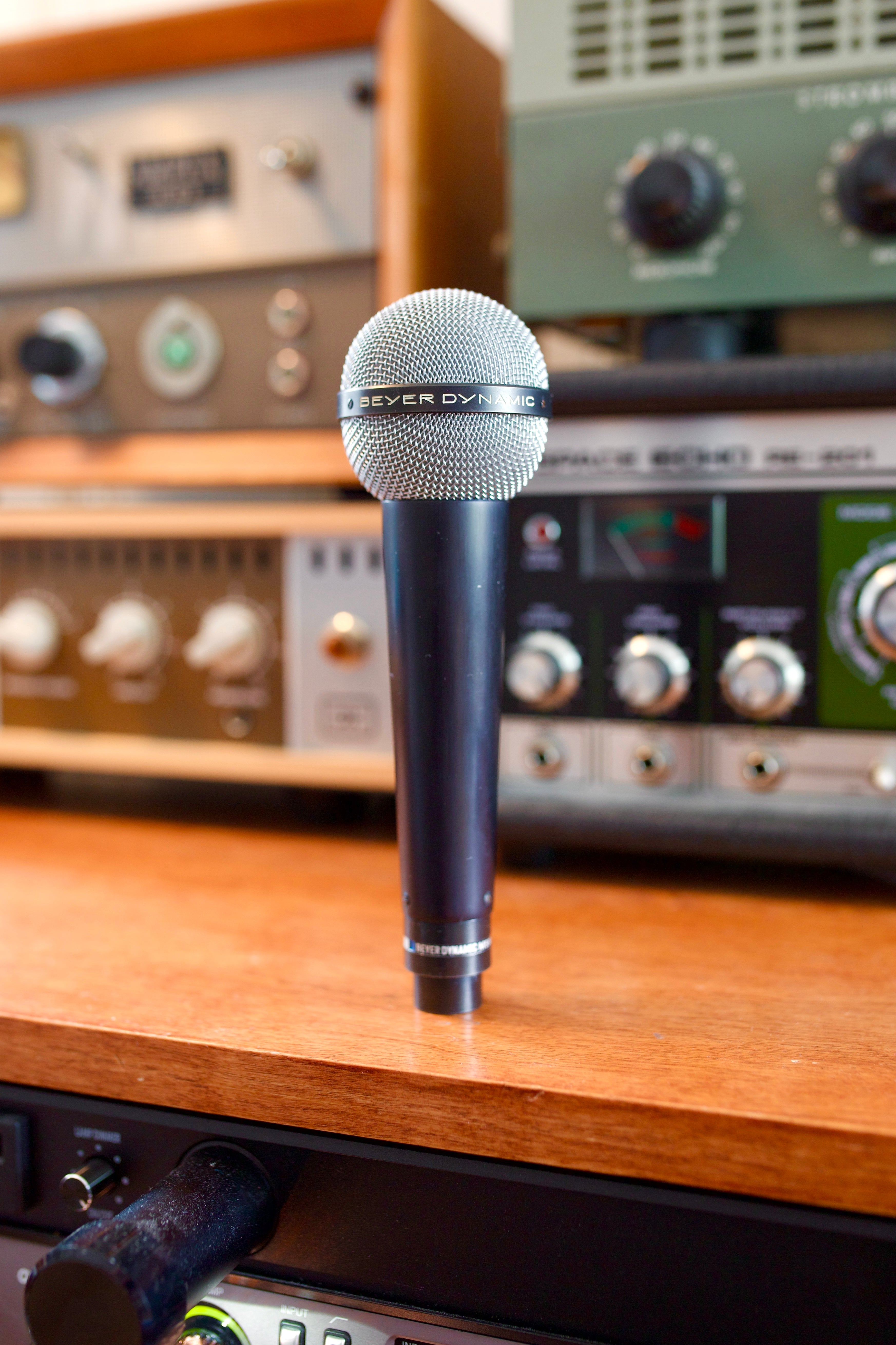 Beyerdynamic M500 N(C) Ribbon Microphone – Cole Picks Vintage